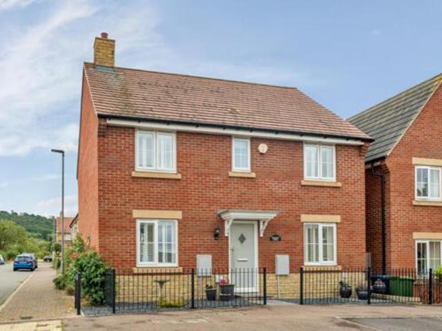 Little Grebe Road, Bishops Cleeve, 4 Bedroom Detached