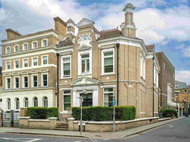 Little Green, Richmond TW9, End terrace house to rent, £5,417 pcm | PrimeLocation