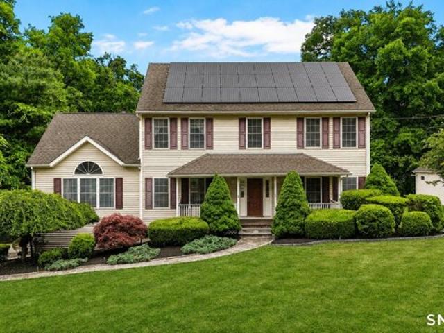 Little Fox Run, Shelton, Home For Sale