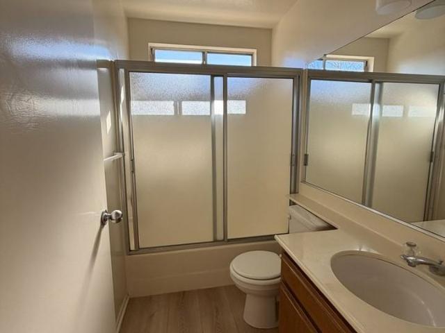 Little Huston 2 Bedroom Apartment for Rent at 11308 Huston St, Los Angeles, CA 91601 Mid Town North Hollywood