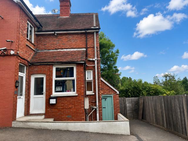 Little London Road, HEATHFIELD, TN21 2 bed flat to rent £1,150 pcm £265 pw