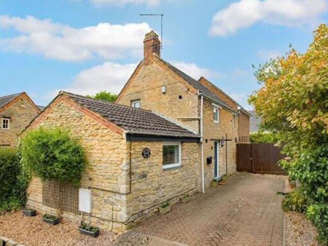Little Lane, Stanion, 2 Bedroom Cottage