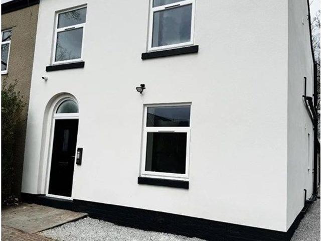Little Lever, Little Lever, Bolton BL3, Room to rent, £695 pcm | PrimeLocation