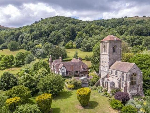 Little Malvern, Malvern, 6 Bedroom House