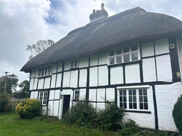 Little Snoad Cottage, Otterden. 3 bed detached house to rent £1,900 pcm £438 pw