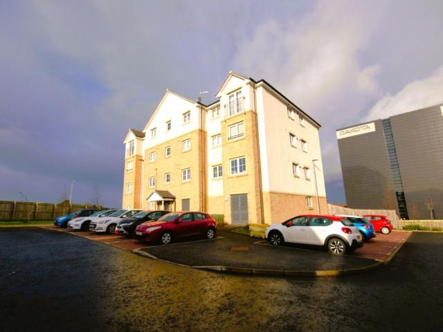Little Street, South Queensferry EH30, 2 bed flat to rent, £1,050 pcm | PrimeLocation