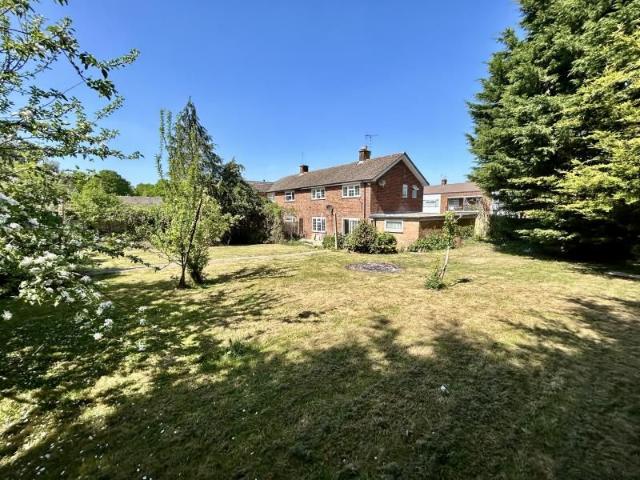 Little Platt, Guildford GU2, 3 bed property to rent, £2,300 pcm | PrimeLocation