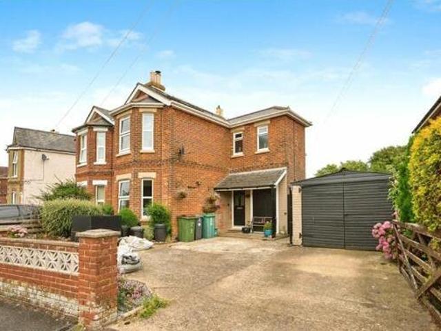 Little Preston Road, Ryde, 3 Bedroom Semi detached