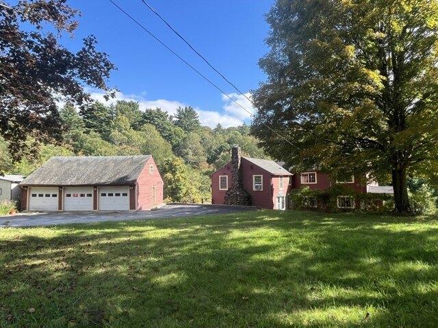 Little Rest Rd, Brimfield, Farm House For