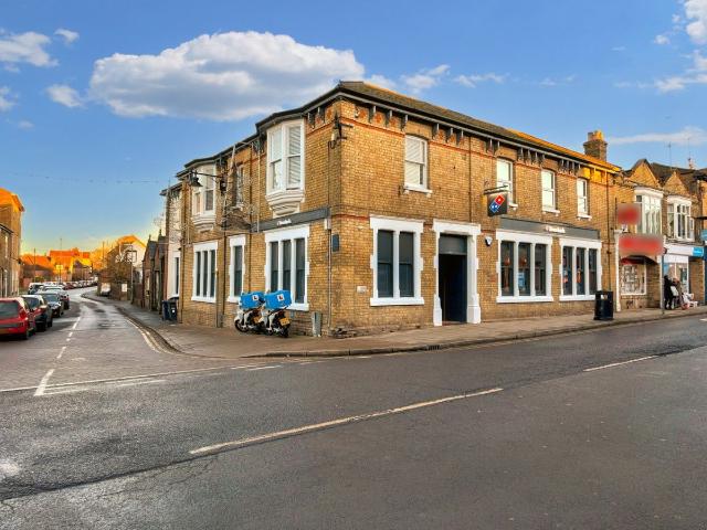 Little Whyte, Ramsey, Cambs PE26, 2 bed flat to rent, £1,050 pcm | PrimeLocation