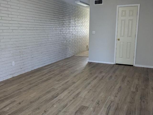 Littlefield Townhomes 2 Bedroom Apartment for Rent at 400 E 22nd St, Littlefield, TX 79339
