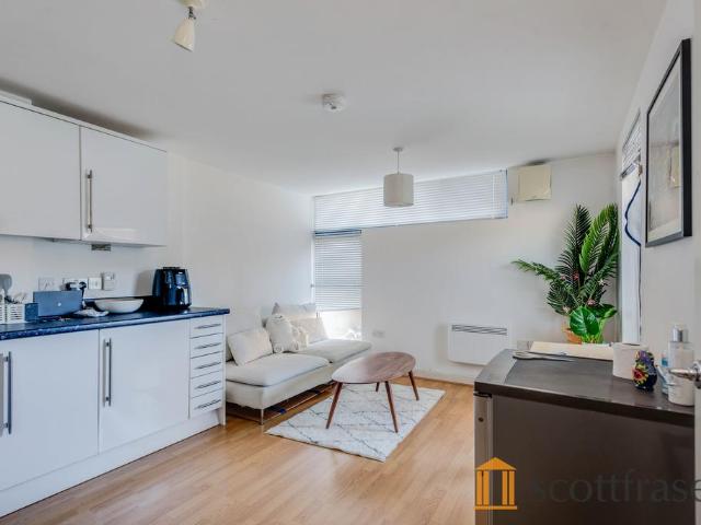 Littlegate Street, OX1 1 bed flat to rent £1,700 pcm £392 pw