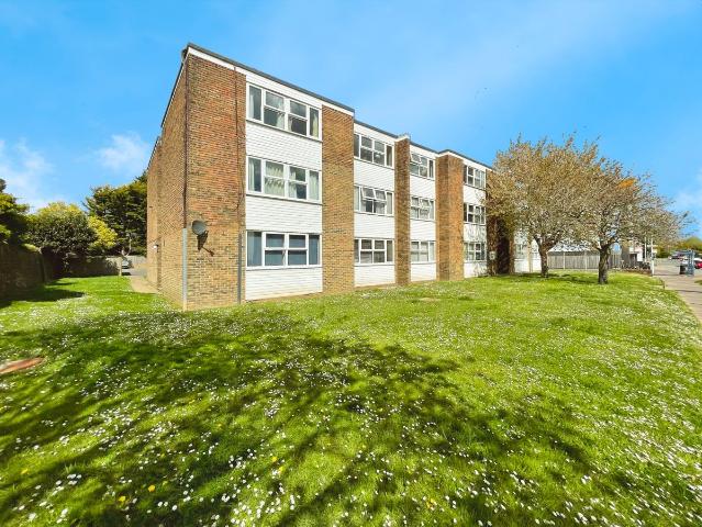 Littlehampton Road, Worthing BN13, 1 bed flat to rent, £975 pcm | PrimeLocation