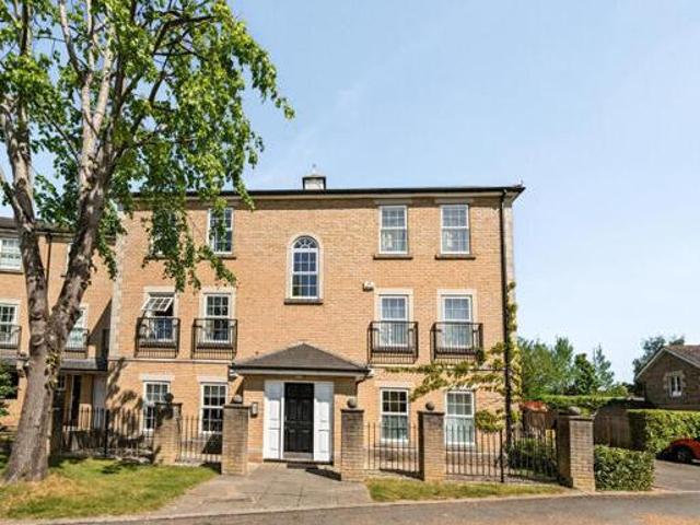 Littlemore, Mandelbrote Drive, Oxford, 2 Bedroom Apartment