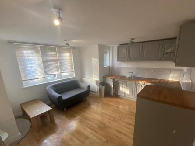 Littlemore, Blewitt Court, Oxford, 1 Bedroom Flat