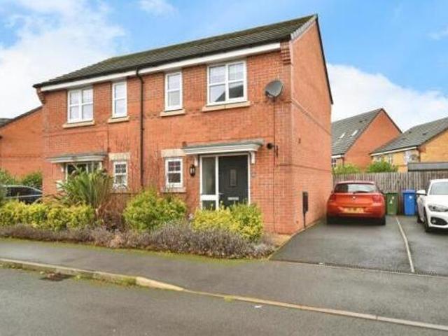 Littlemoss Close, Audenshaw, 2 Bedroom Semi detached