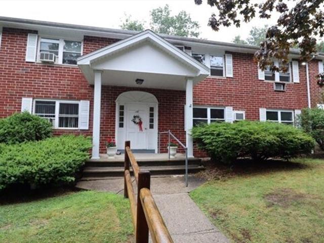 Litchfield Pines Dr Apt B, Leominster, Condo For Sale