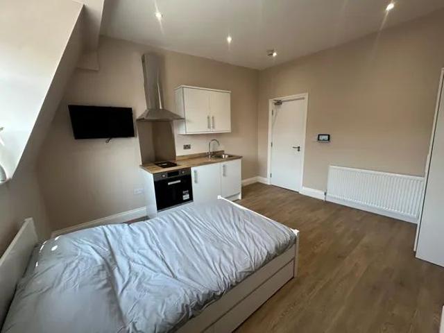 Litherland Road, Bootle, L20 3BZ