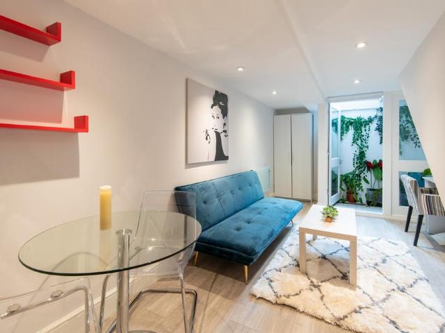 Lithos Road, London NW3 1 bed flat to rent £1,690 pcm £390 pw