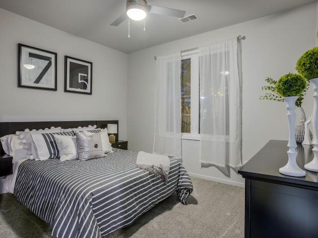 Liv Arbors 2 Bedroom Apartment for Rent at 2955 Leggett Dr, Traverse City, MI 49685