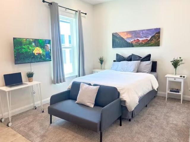 Live near Town center in luxurious eTown neighborh