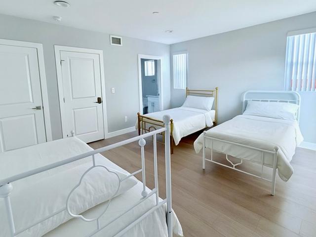 Live Near USC & DTLA Without Paying Luxury Prices, 2 Person Shared Rooms Starting from $800/month