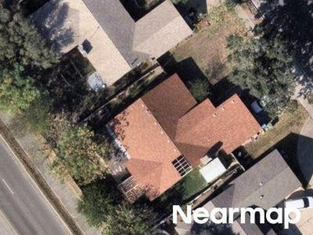 Live Oak Dr