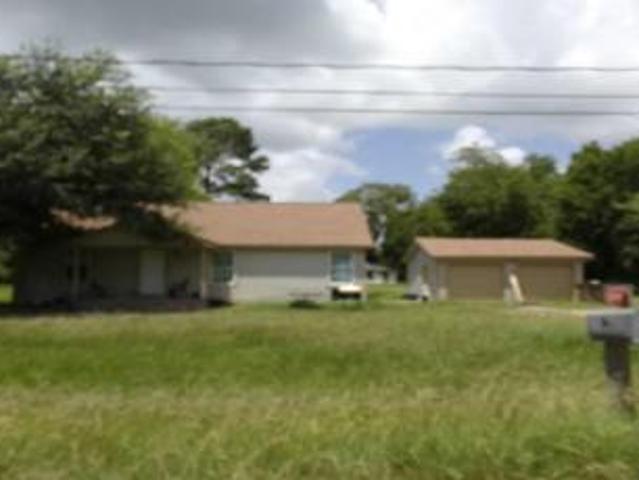 Live Oak Dr