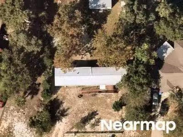 Live Oak Ln