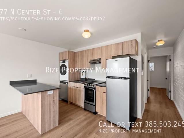 Live at the Center of Modern Conveniences