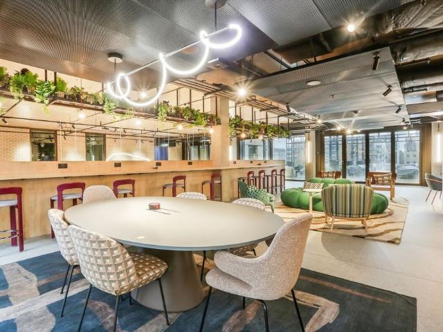 Live at Vertus’ newest Canary Wharf address: spacious, fully furnished 1 bed apartments with a gym, reformer Pilates studio, co working spaces and lounges for modern living