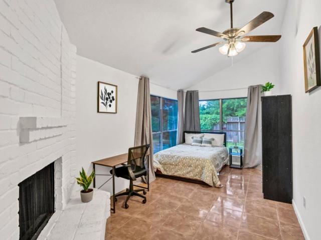 Live by Richmond & Aliana Modern Home • Top‑Rated