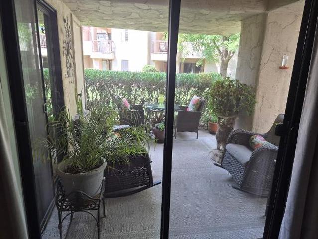 Live in McCormick Ranch