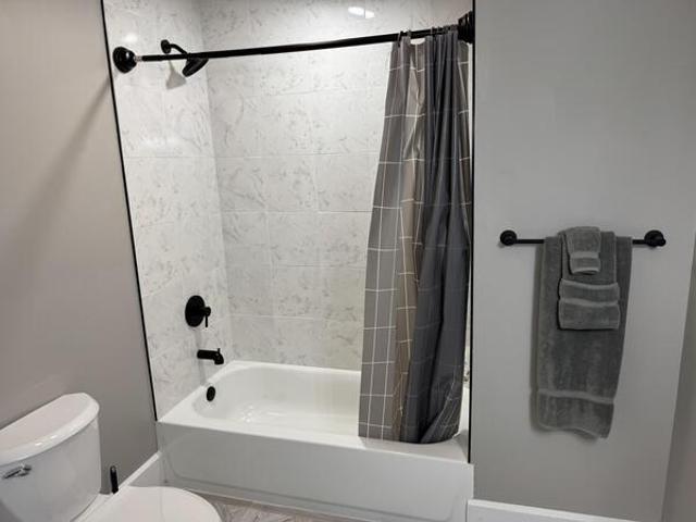 Live in Near Eastside, a 8 minute walk to transit stop Rural St & Saint Clair Ct