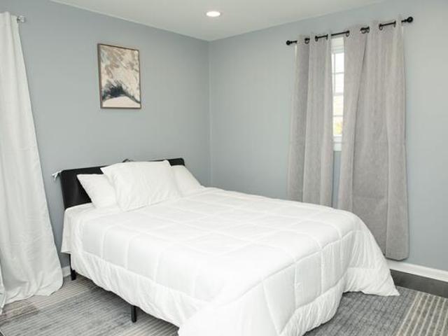 Live in Battlefield Park, a 4 minute walk to transit stop West South Boulevard and Coggin Street