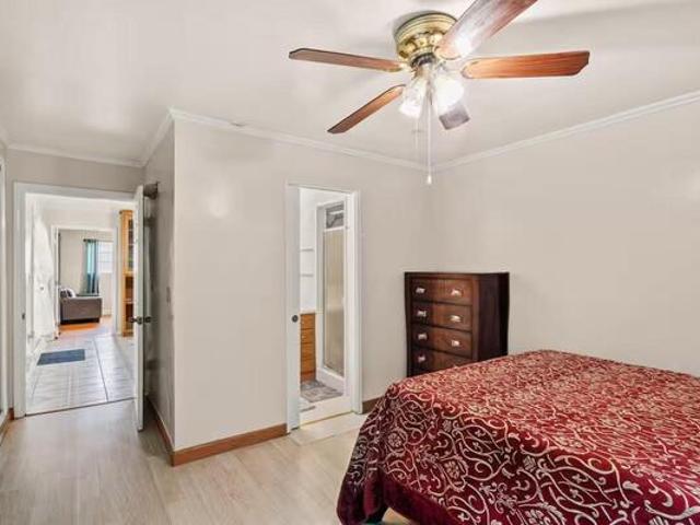 Live in Carson, a 4 minute walk to transit stop Avalon / 184th