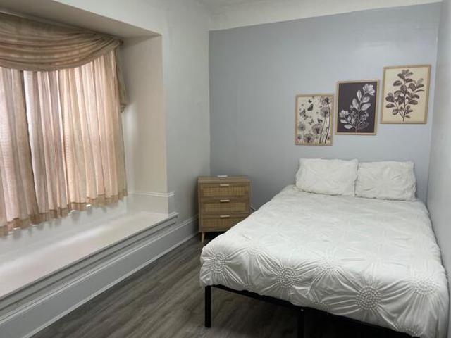 Live in Cleveland! Metro West Abode