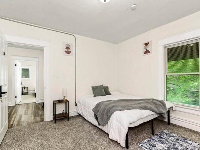 Live in Downtown Kansas City, a 4 minute walk to transit stop On 31st at McGee Westbound