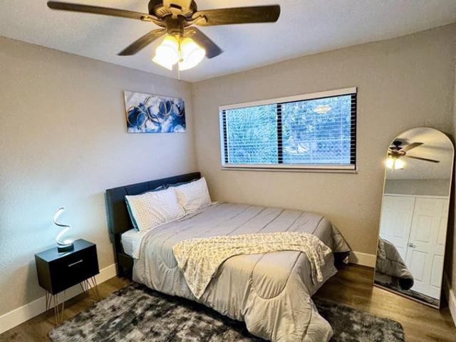 Live in Ft. Lauderdale! Minutes from Las Olas