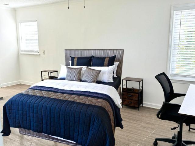 Live in Hapeville, a 2 minute walk to transit stop