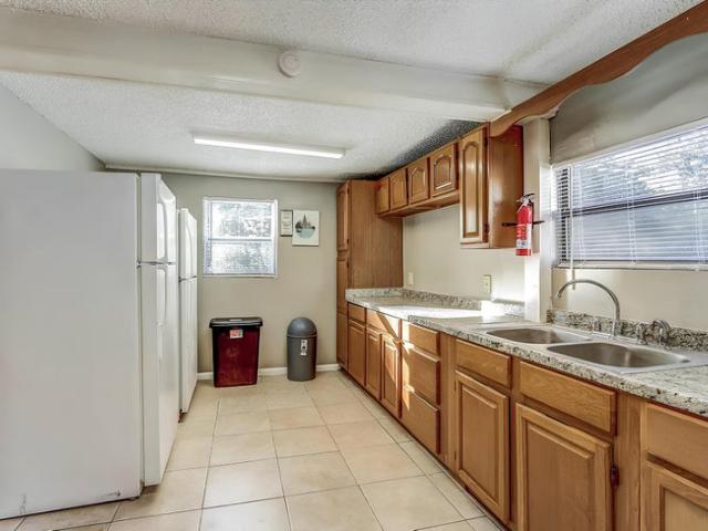 Live in Highlands, a 4 minute walk to transit stop