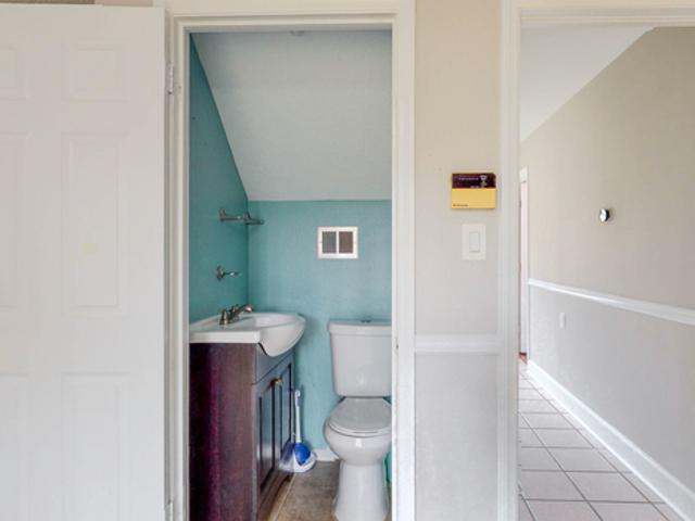 SuperHost* Beautiful home near Tara Blvd with Spacious Bedrooms, Free WiFi, 50 inch TVs in every room, Amazing Padmates, and comfortability of home! Come Relax Today!