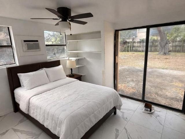 Live in Lantana in a just renovated home