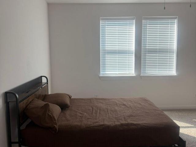 Live in Leander, a 15 mins drive to transit stop L