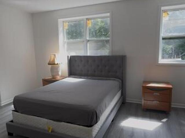 Live in Rosedale Heights