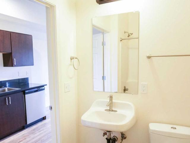 Live in Style in these Modern Industrial Apartment! 1 Bedroom Apartment for Rent at 1415 Sw Columbia St, Portland, OR 97201 Goose Hollow