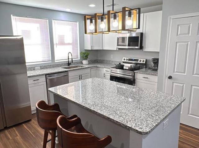 Live in Salisbury close to downtown, restaurants