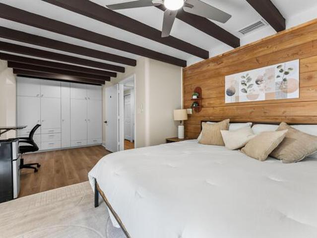 Live in Sarasota, a 4 minute walk to transit stop S Tamiami Trl @ Phillippi St