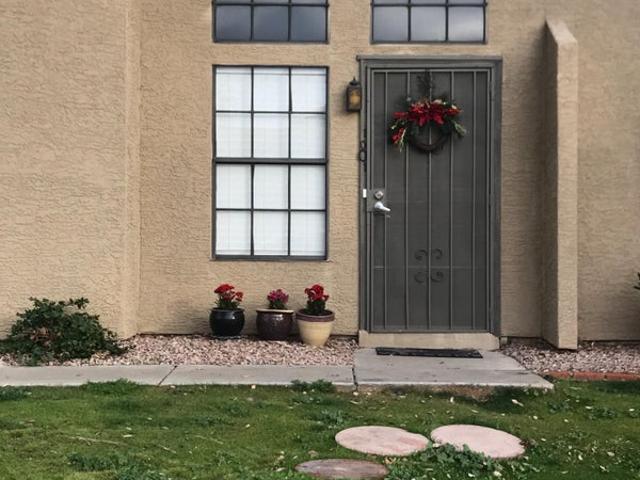 Live in Scottsdale 85254