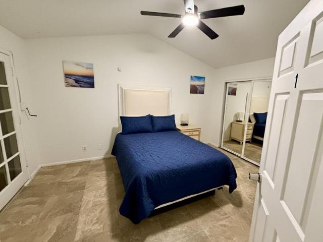 Live in Twin Lakes, a 5 minute walk to transit sto